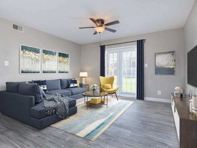 2 BR, 1 BA Apartment 621 Tiny Town Road Unit 2303, Clarksville, TN 37042