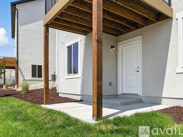2 BR, 1 BA Apartment 6283 Butte County Drive, Herriman, UT 84096