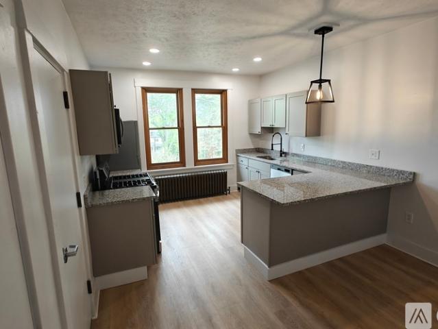 2 BR, 1 BA Apartment 62 North Harrison Avenue, Unit 60 2, Bellevue, PA 15202