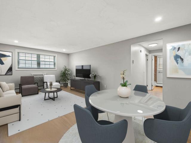 2 BR, 1 BA Apartment 62 Goldthwaite Rd Worcester, MA 01605