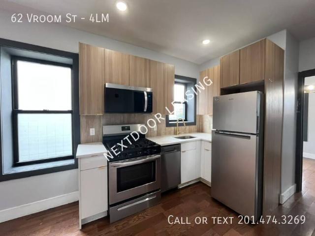 2 BR, 1 BA Apartment 62 Vroom St, Jersey City, NJ 07306