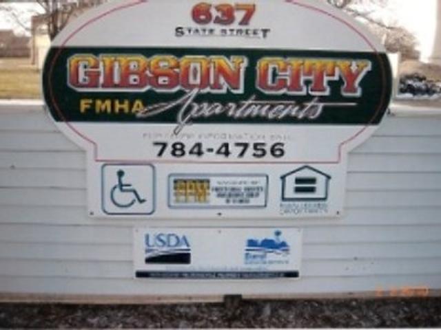 2 BR, 1 BA Apartment 634 N. State St Gibson City, IL 60936