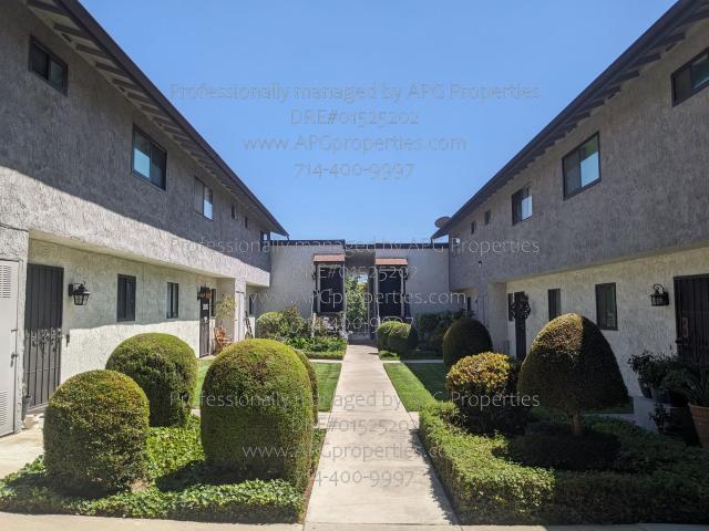 2 BR, 1 BA Apartment 636 E Birch St, Brea, CA 92821
