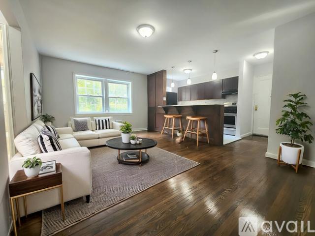 2 BR, 1 BA Apartment 63 Forest Hill Pkwy, Unit 3F, Newark, NJ 07104