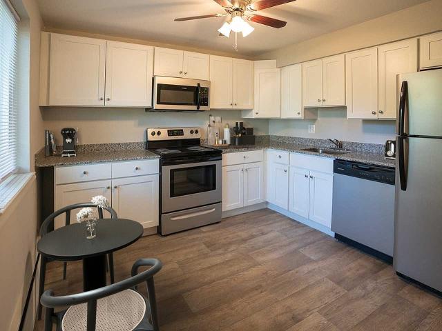2 BR, 1 BA Apartment 743 Starr St Unit C 11, Phoenixville, PA 19460