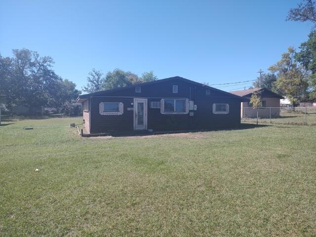 2 BR, 1 BA Apartment 7405 E Comanche Ave, Tampa, FL 33610