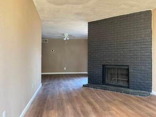 2 BR, 1 BA Apartment 7436 Della Circle, Unit 7436, Sacramento, CA 95828