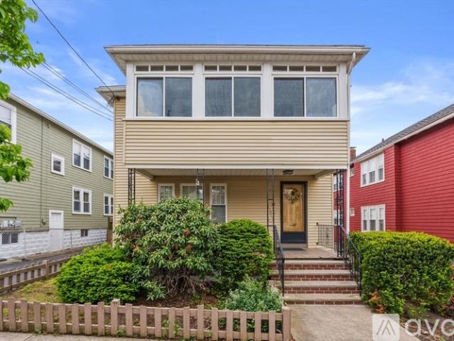 2 BR, 1 BA Apartment 74 Woods Avenue, Unit 2, Somerville, MA 02144