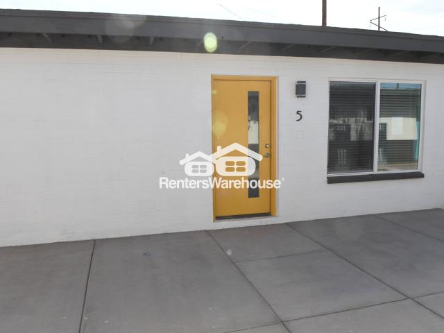 2 BR, 1 BA Apartment 7519 N 12th St, Phoenix, AZ 85020