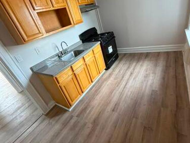 2 BR, 1 BA Apartment 75 N 75th St, Unit 302, Newark, NJ 07107