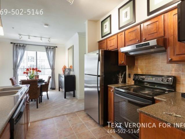 2 BR, 1 BA Apartment 7601 Rialto Dr Austin, TX 78735