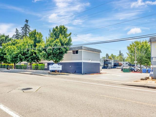 2 BR, 1 BA Apartment 760 Plymouth Drive Northeast Unit 20, Salem, OR 97303