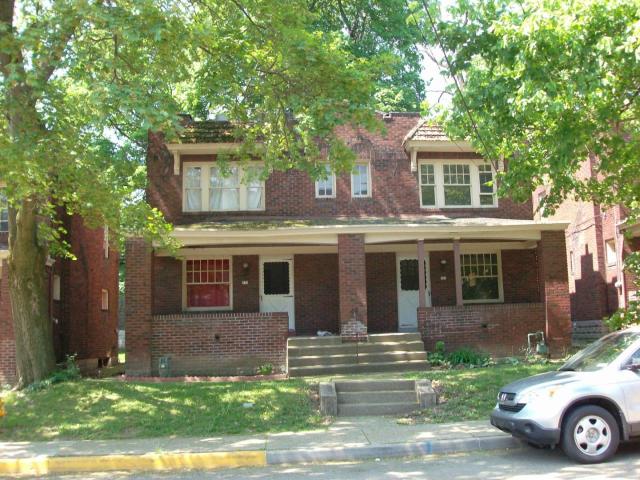 2 BR, 1 BA Apartment 760 Shady Drive East Unit 766 Shady, Pittsburgh, PA 15228