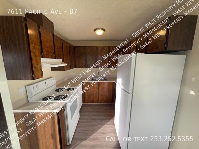2 BR, 1 BA Apartment 7611 Pacific Ave, Tacoma, WA 98408