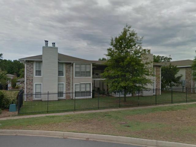 2 BR, 1 BA Apartment 7700 N. Chicot Rd Little Rock, AR 72209