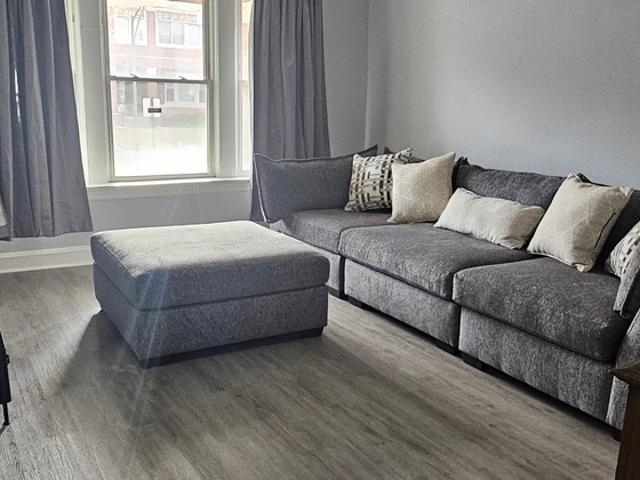2 BR, 1 BA Apartment 7712 S Carpenter, Unit 1, Chicago, IL 60620