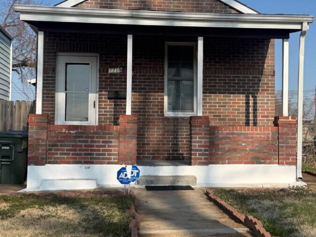 2 BR, 1 BA Apartment 7719 Alaska Avenue, St. Louis, MO 63111
