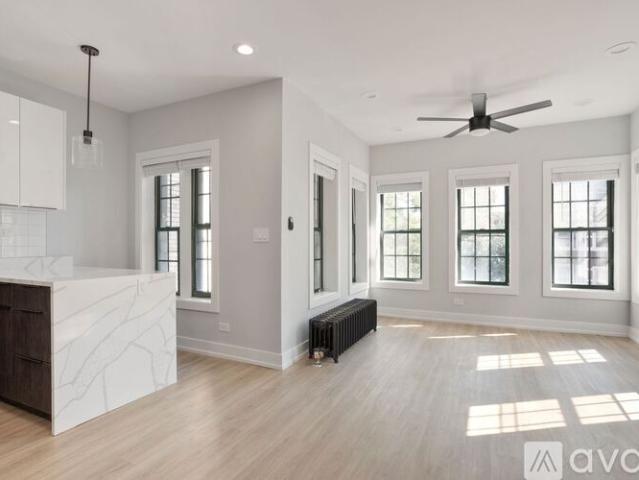 2 BR, 1 BA Apartment 7742 N Eastlake Terrace, Unit 3e, Chicago, IL 60626