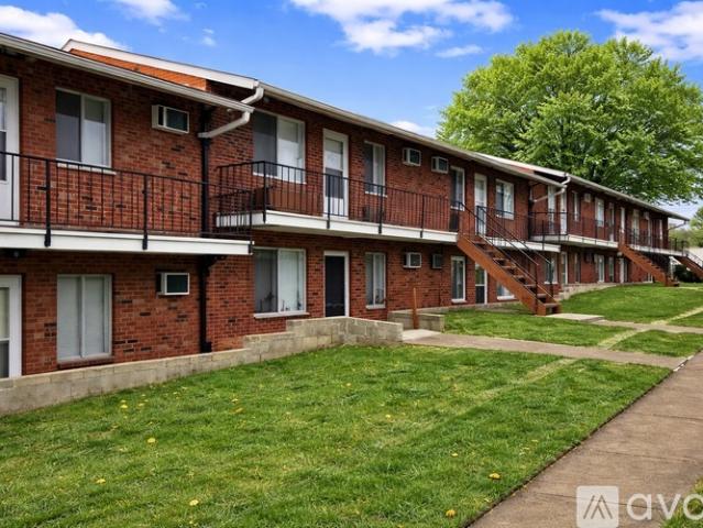 2 BR, 1 BA Apartment 779 Anderson Ave, Unit 10, Akron, OH 44306