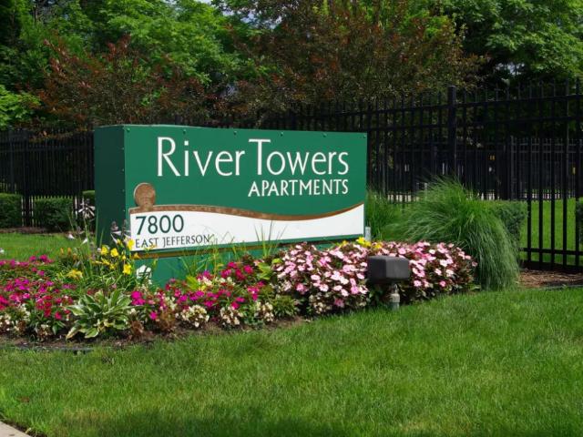 2 BR, 1 BA Apartment 7800 E. Jefferson Ave, Detroit, MI 48214