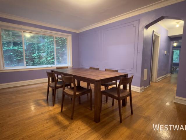 2 BR, 1 BA Apartment 7841 S Kingston Ave Unit 1, Chicago, IL 60649