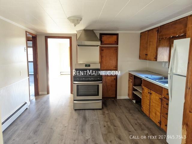 2 BR, 1 BA Apartment 797 Stillwater Ave Apt, Old Town, ME 04468