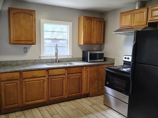 2 BR, 1 BA Apartment 703 E Hanlon St, Tampa, FL 33604