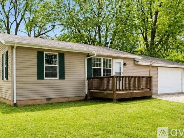 2 BR, 1 BA Apartment 703 East State Street, O'Fallon, IL 62269