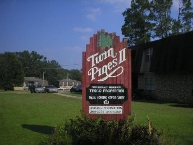 2 BR, 1 BA Apartment 700 26th St McComb, MS 39648
