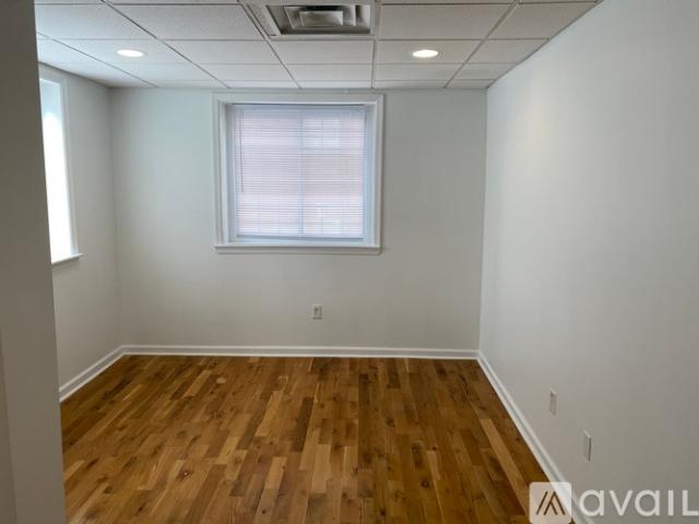 2 BR, 1 BA Apartment 700 Court St, Unit B 1, Lynchburg, VA 24504
