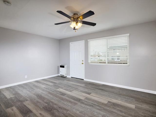 2 BR, 1 BA Apartment 7015 Eastman Street Unit 6971F, San Diego, CA 92111