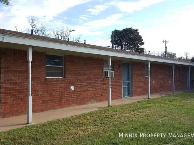 2 BR, 1 BA Apartment 707 W. 4th St Idalou, TX 79329