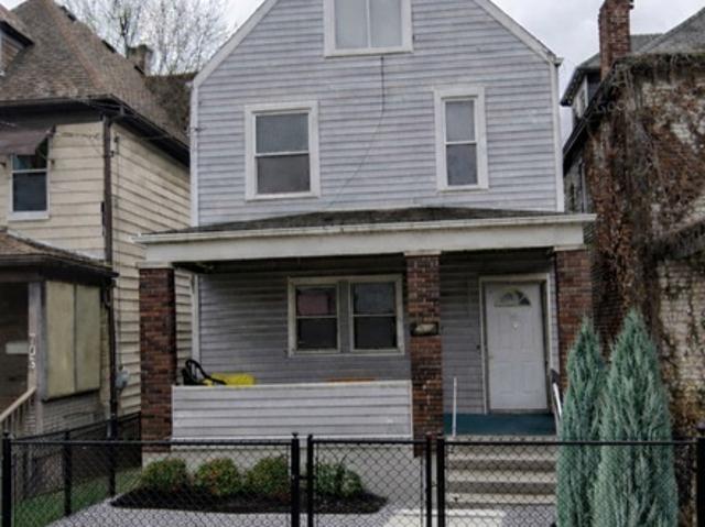 2 BR, 1 BA Apartment 705 Russellwood Avenue, Unit Apartment 1, McKees Rocks, PA 15136