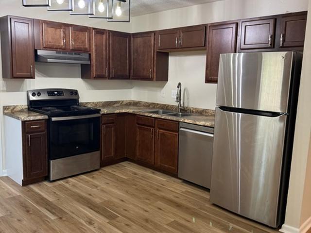 2 BR, 1 BA Apartment 706 Shady Ln Dr, Unit D, Fort Walton Beach, FL 32547