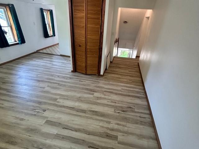 2 BR, 1 BA Apartment 706 South Monroe Street, Unit 3, Bay City, MI 48708