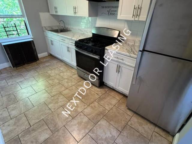 2 BR, 1 BA Apartment 70 Crawford St, Newark, NJ 07102