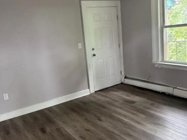 2 BR, 1 BA Apartment 70 Sexton St, Unit #2S, New Britain, CT 06051