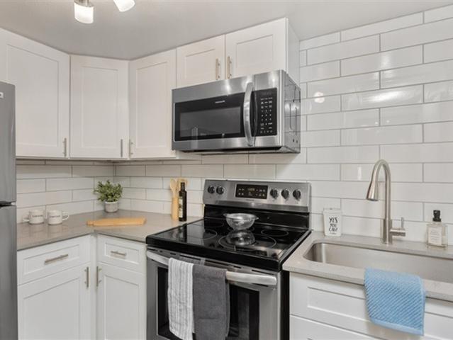 2 BR, 1 BA Apartment 7102 North 43rd Avenue Unit 316, Glendale, AZ 85301