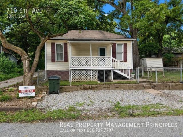 2 BR, 1 BA Apartment 710 6th Ave, Leavenworth, KS 66048