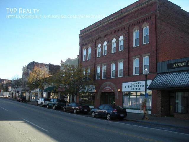 2 BR, 1 BA Apartment 710 Broadway Ave Lorain, OH 44052