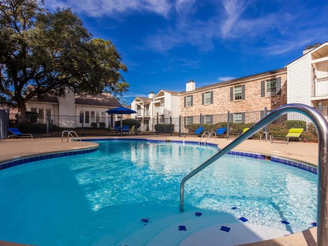 2 BR, 1 BA Apartment 710 Lindh Rd Unit 2 057, Gulfport, MS 39507