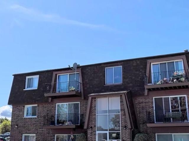 2 BR, 1 BA Apartment 7121 W 166th St, Tinley Park, IL 60477