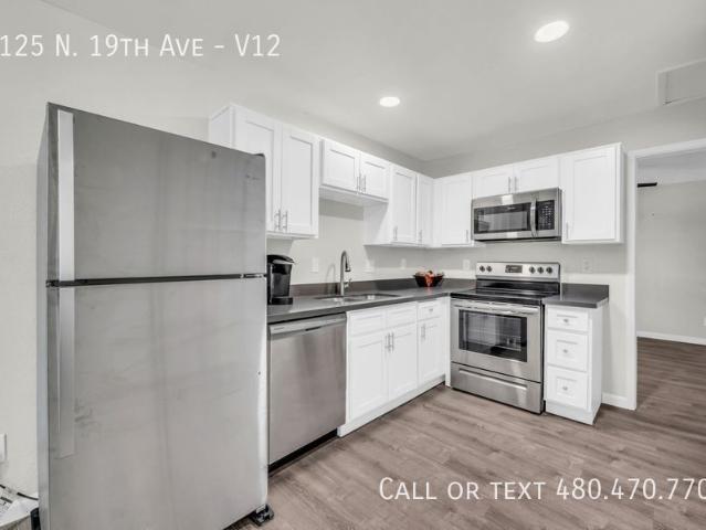 2 BR, 1 BA Apartment 7125 N. 19th Ave, Phoenix, AZ 85021