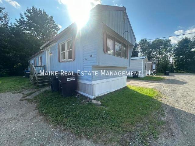 2 BR, 1 BA Apartment 715 College Ave, Old Town, ME 04468