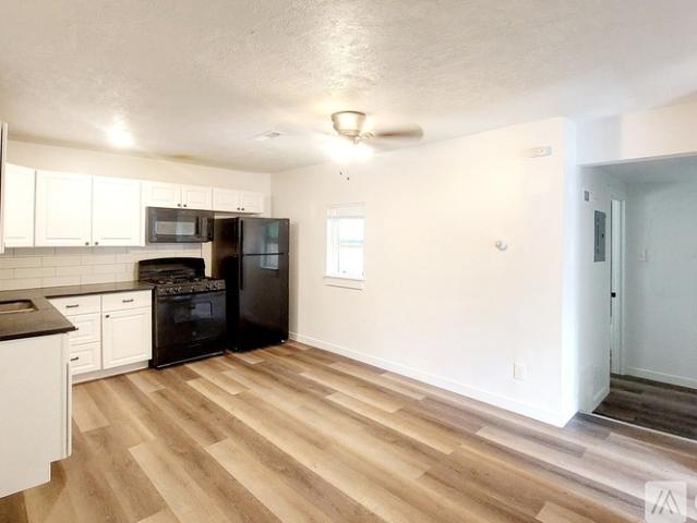 2 BR, 1 BA Apartment 715 East Parker Lane, Unit 4, South Salt Lake, UT 84106