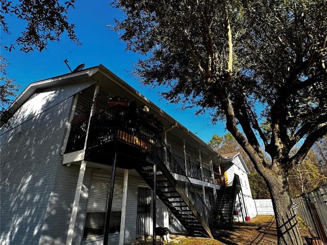 2 BR, 1 BA Apartment 7201 Hallshire Drive, Houston, TX 77016