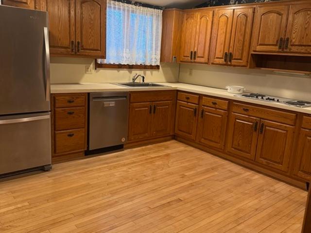 2 BR, 1 BA Apartment 720 Farmington Ave, Unit 1, Berlin, CT 06037