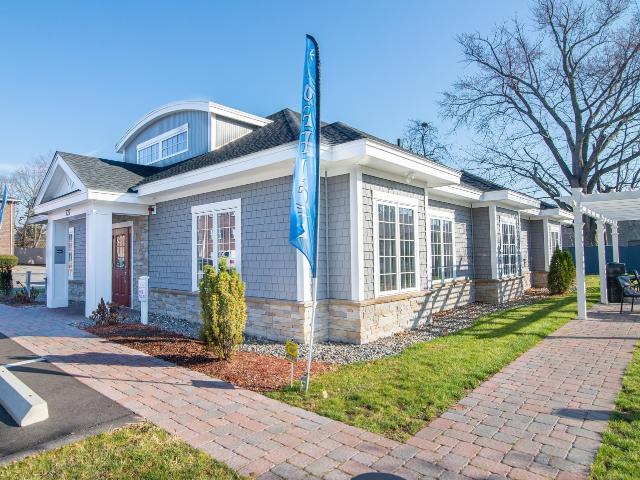 2 BR, 1 BA Apartment 727 Princeton Boulevard Unit 1840 18, Lowell, MA 01851