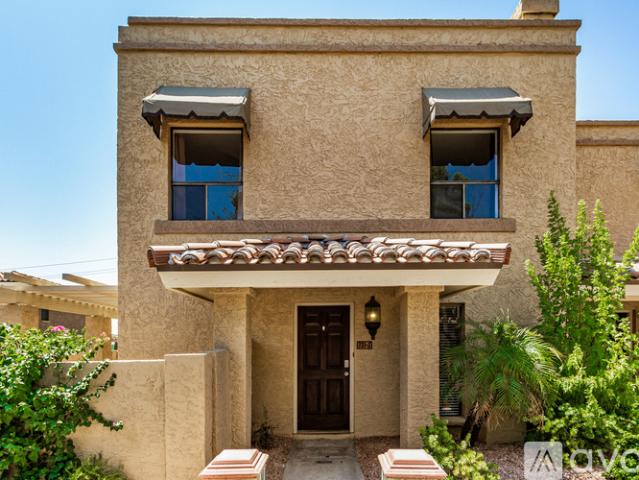 2 BR, 1 BA Apartment 731 East North Lane, Unit 3, Phoenix, AZ 85020