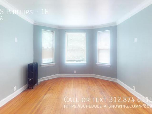2 BR, 1 BA Apartment 7322 S Phillips, Chicago, IL 60649